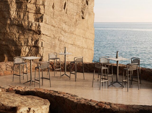 Diabla | Mesa bar XL de la colección HARBOR