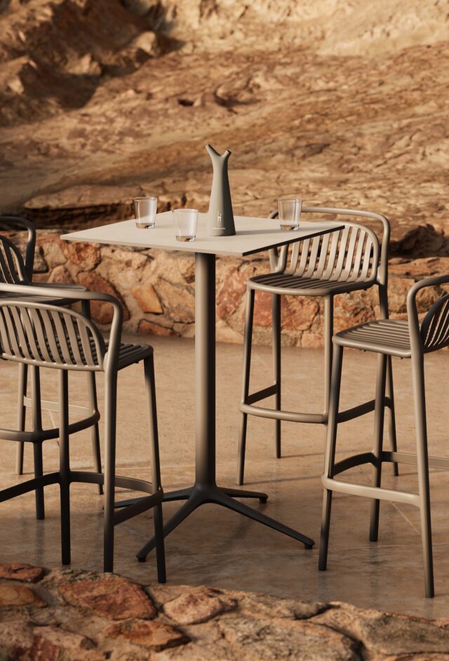 Diabla | Mesa bar XL de la colección HARBOR